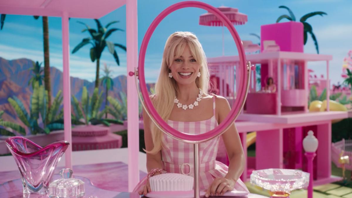 The new trailer for Barbie, the film by Margot Robbie and Ryan Gosling ...